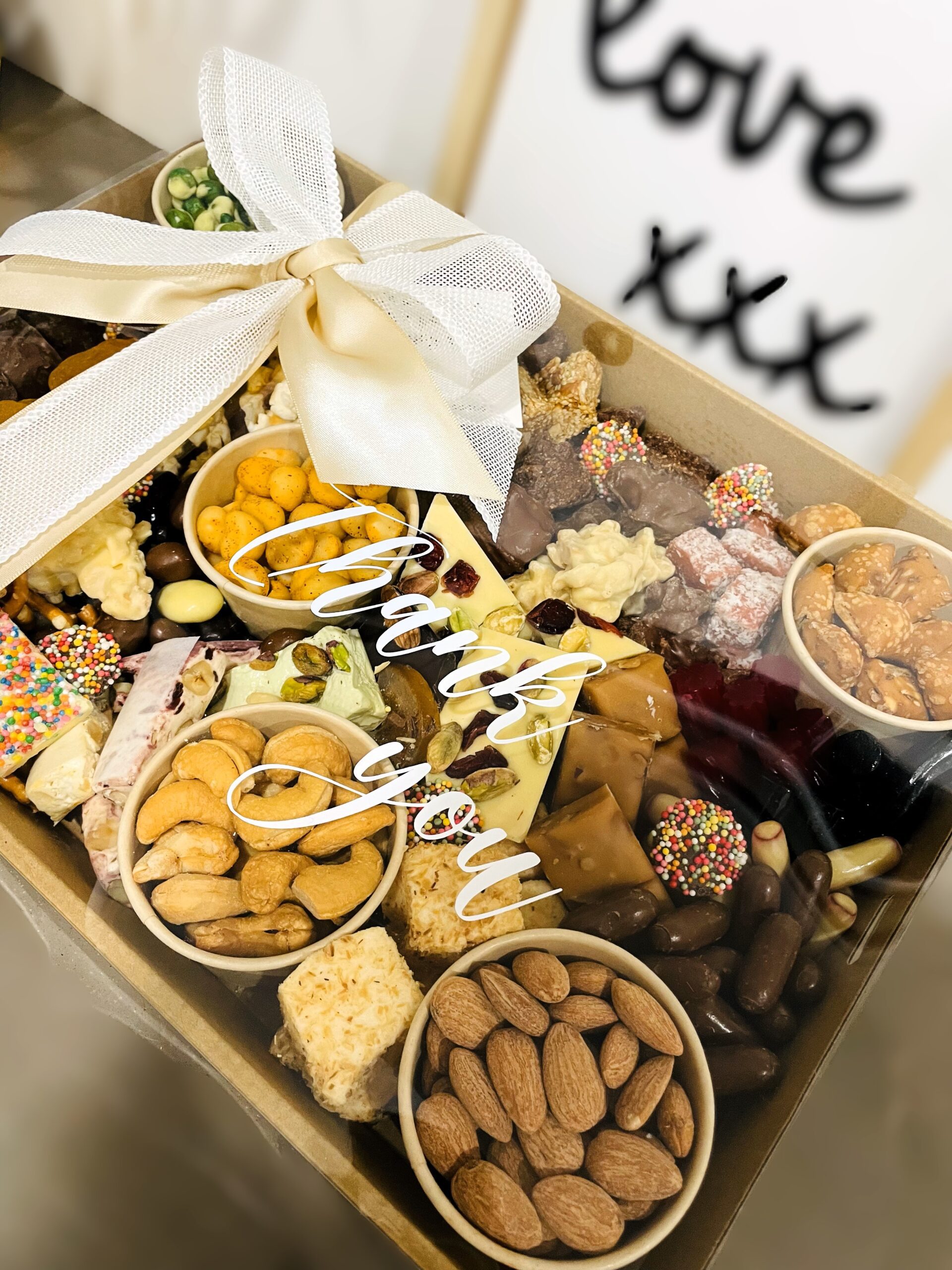 About Us - Nuts About U